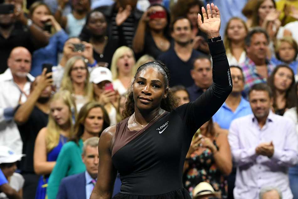 Scintillating Serena sinks sister Venus, Stephens continues title ...