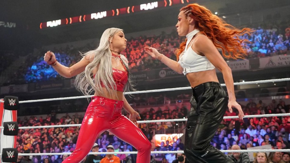 WWE Monday Night Raw results, recap and highlights: November 15, 2021 ...