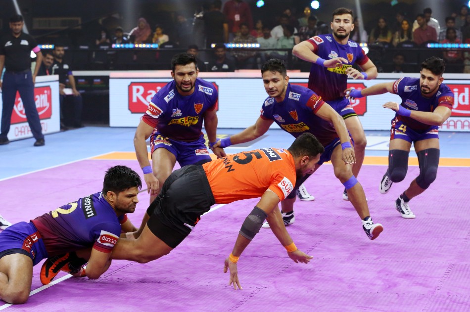 PKL 2022: Dabang Delhi end U Mumba’s playoff hopes, UP Yoddhas qualify - myKhel