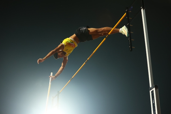 National Games 2023: Dev Meena clinches Gold in Pole Vault, qualifies ...