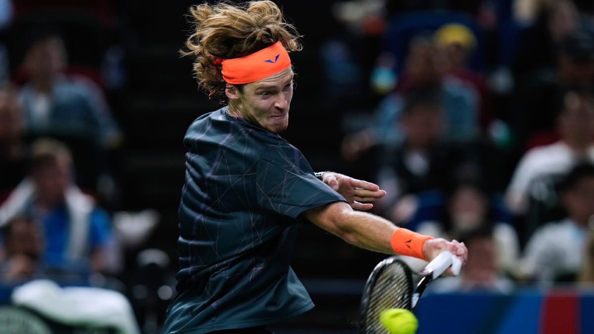 Rublev falls to Arnaldi in the French Open third round while Gauff ...