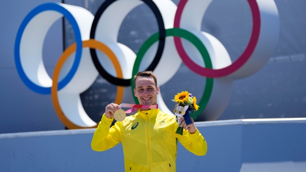 Tokyo 2020 gold medalist Logan Martin loses gear and equipment in a van ...