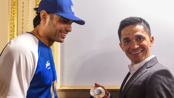 Neeraj Chopra Recalls Meeting Sunil Chhetri at Paris Olympics, Wants To ...