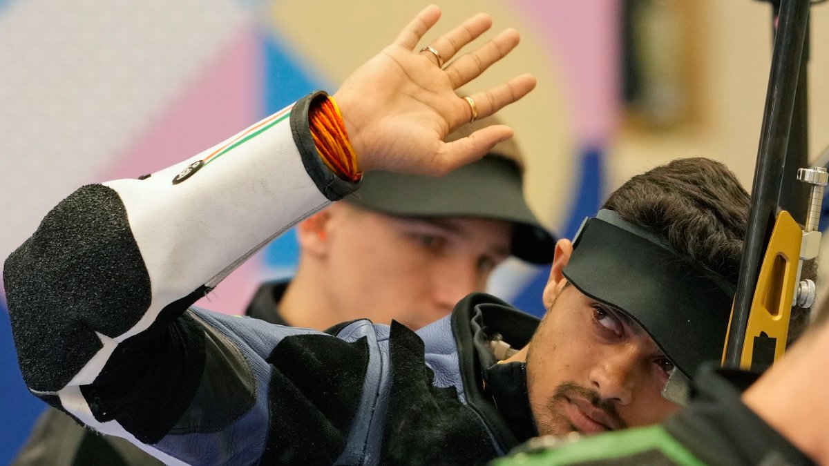 Paris Olympics 2024: Swapnil Kusale Wins Bronze in Men's 50m Rifle 3 ...