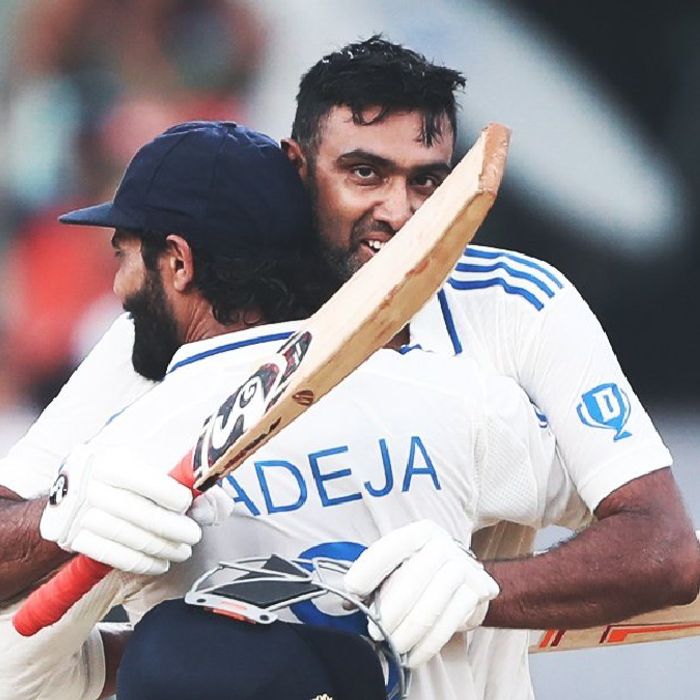 ପୂରା ଦିନ ସାଙ୍ଗରେ ଥିଲେ, କିଛି ହିଣ୍ଟ.....ଅଶ୍ୱିନଙ୍କ ଅବସର ପରେ ମୁହଁ ଖୋଲିଲେ ...