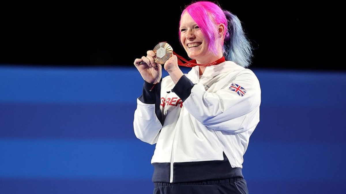 Jodie Grinham Makes History as First Pregnant Paralympian to Win a ...