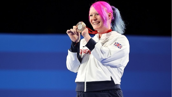 Jodie Grinham Makes History as First Pregnant Paralympian to Win a ...