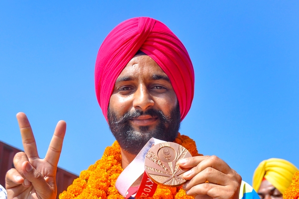 Paralympian Harvinder Singh honoured with Padma Shri Award - myKhel
