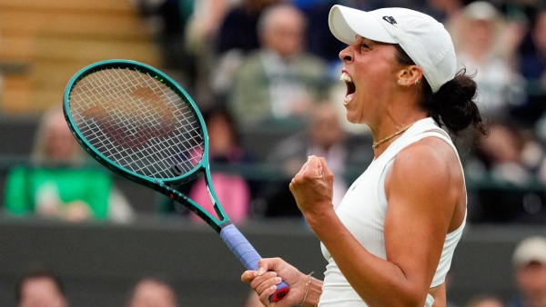 Australian Open 2025: Madison Keys Sees Off Iga Swiatek in Thriller to ...