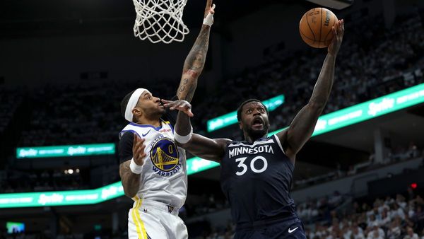 Julius Randle Signs Three-Year, $100 Million Deal With Timberwolves ...