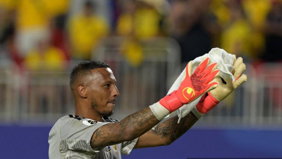 No ‘ROOM’ For Error: Eloy Room Etches His Name On FIFA World Cup ...
