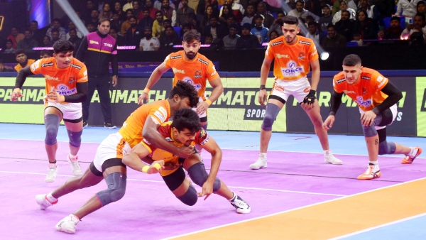 Pro Kabaddi 2023: ಪಟ್ನಾ ಪೈರೇಟ್ಸ್‌ ಜಯ, ಪುಣೇರಿ ಪಲ್ಟನ್‌ಗೆ ಅಗ್ರ ಸ್ಥಾನ | Pro Kabaddi 2023: Patna ...
