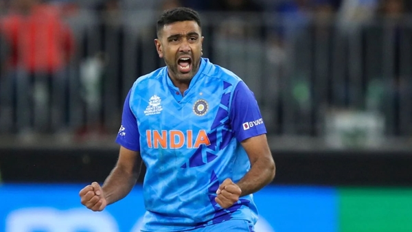 How R Ashwin Becomes India's Hero In ICC Champions Trophy Final In 2013 ...