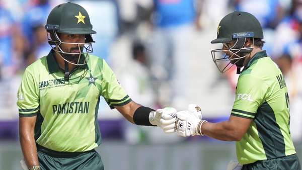 Champions Trophy 2025: Hardik Pandya Saying Bye Bye To Babar Azam, Wicket Celebration Goes Viral ...