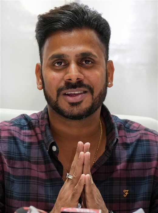 From the Pitch to the Podium: Indian Cricketers Political Odyssey - Mykhel