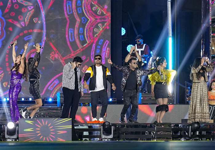 IPL 2024 Opening Ceremony: AR Rahman, Akshay Kumar, Tiger Shroff Shine ...