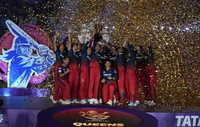 WPL 2024 Final: Royal Challengers Bangalore Celebrates With The Trophy ...