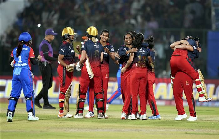 WPL 2024 Final: Royal Challengers Bangalore Celebrates With The Trophy ...
