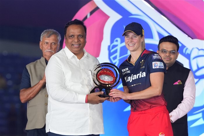 WPL 2024 Final: Royal Challengers Bangalore Celebrates With The Trophy ...
