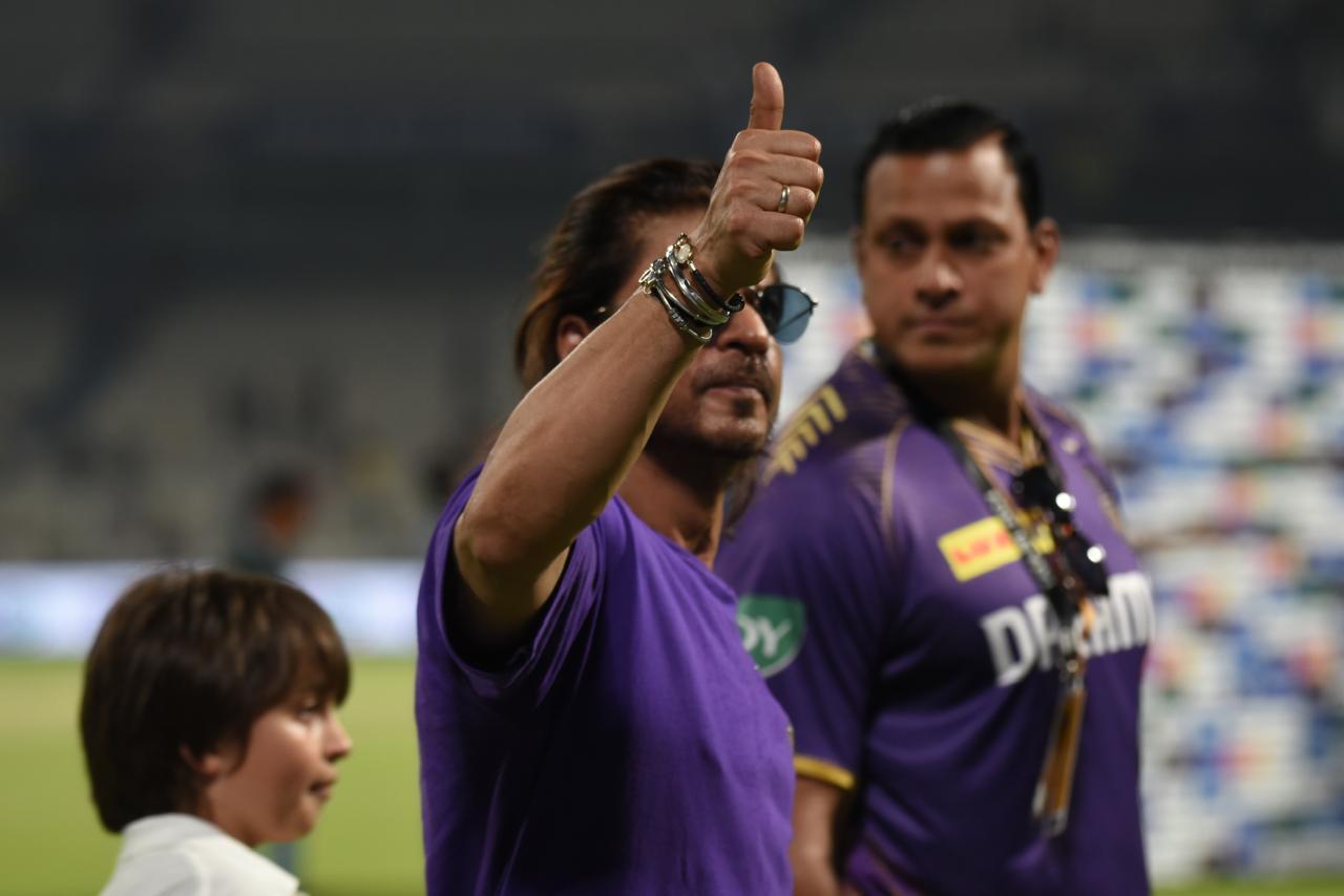 IPL 2024: Shah Rukh Khan Celebrates KKR Triumph With Victory Lap At ...