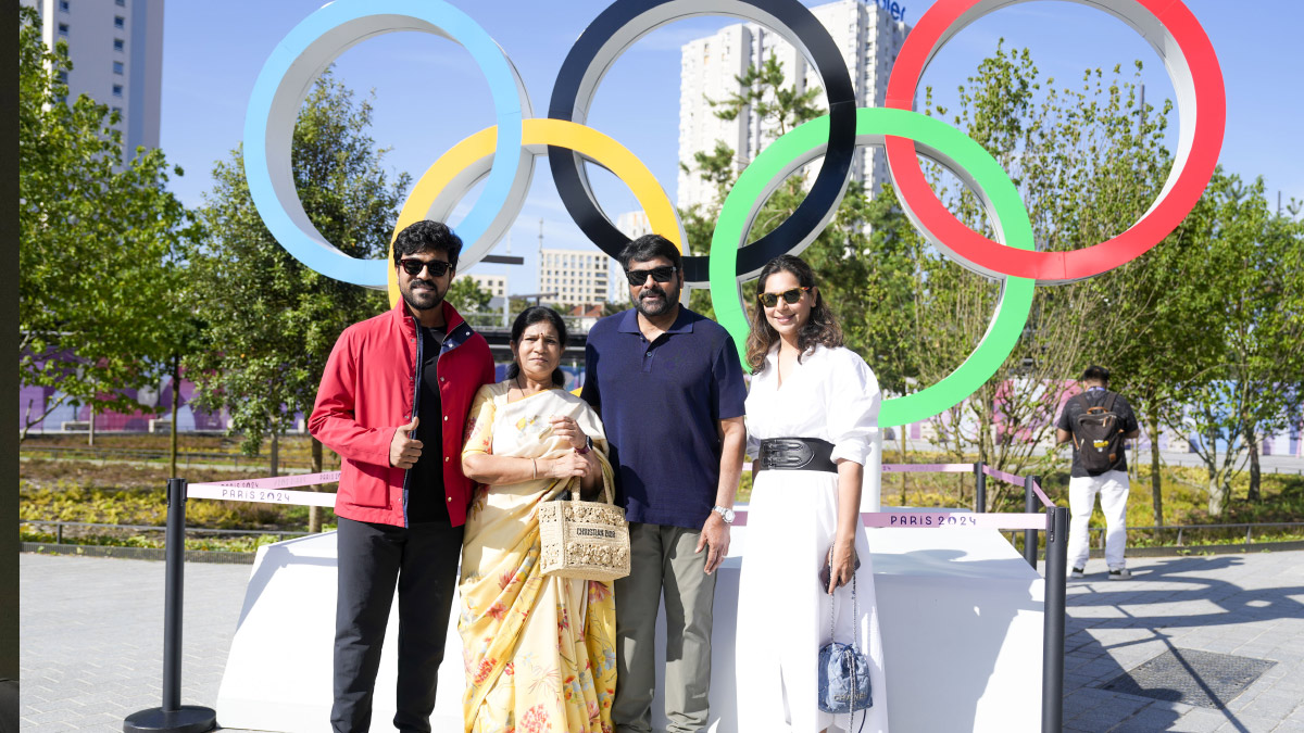 Chiranjeevi With Family Latest Photos | Chiranjeevi And Family At Paris ...