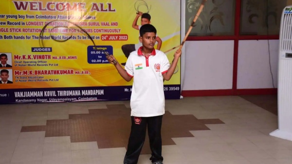 9 வயதில் இப்படி ஒரு திறமையா.. சிலம்பம் சுற்றுவதில் உலக சாதனை படைத்த ...