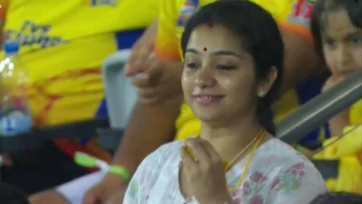 சிஎஸ்கே மேட்ச் பார்க்க வந்தா இப்படி நடக்குமா? ஒரே நாளில் செலிபிரிட்டி ...