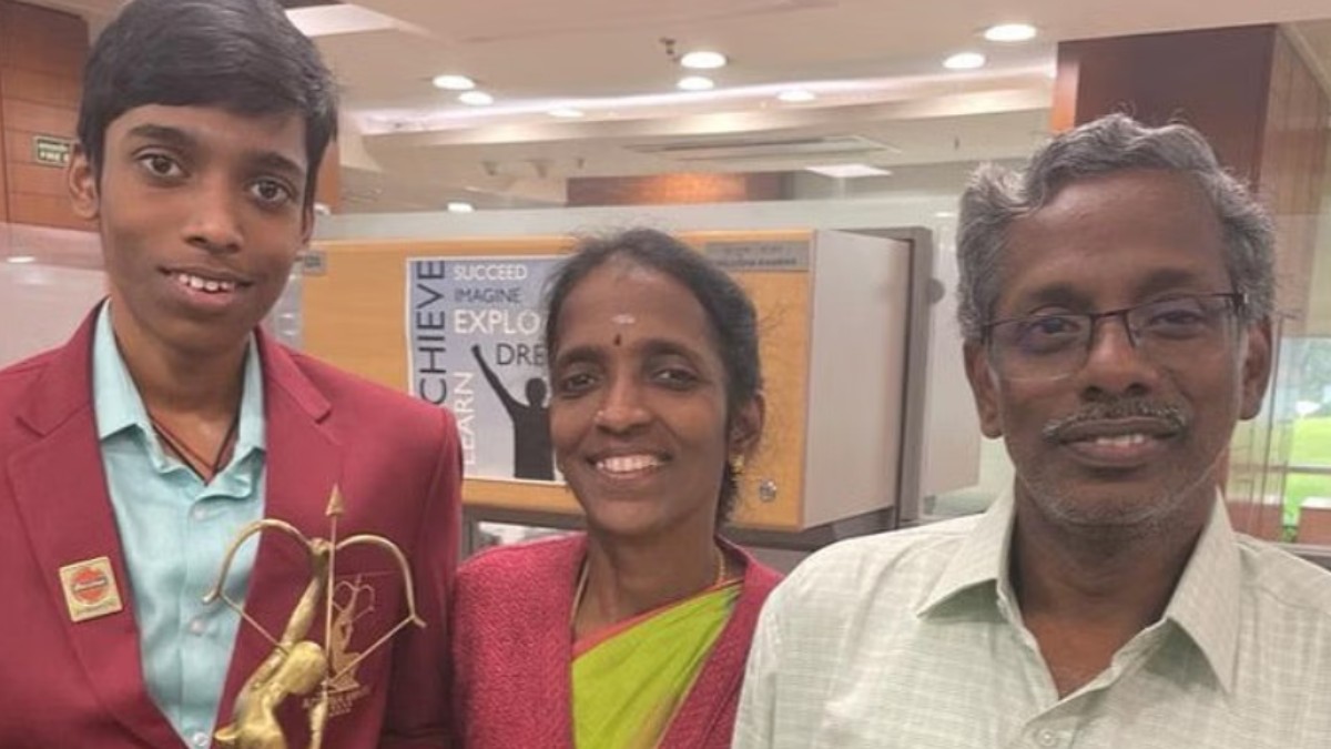 4 வயதில் தொடங்கிய பயணம்.. 14 ஆண்டில் ஆலமரமாக நிற்கும் பிரக்ஞானந்தா ...