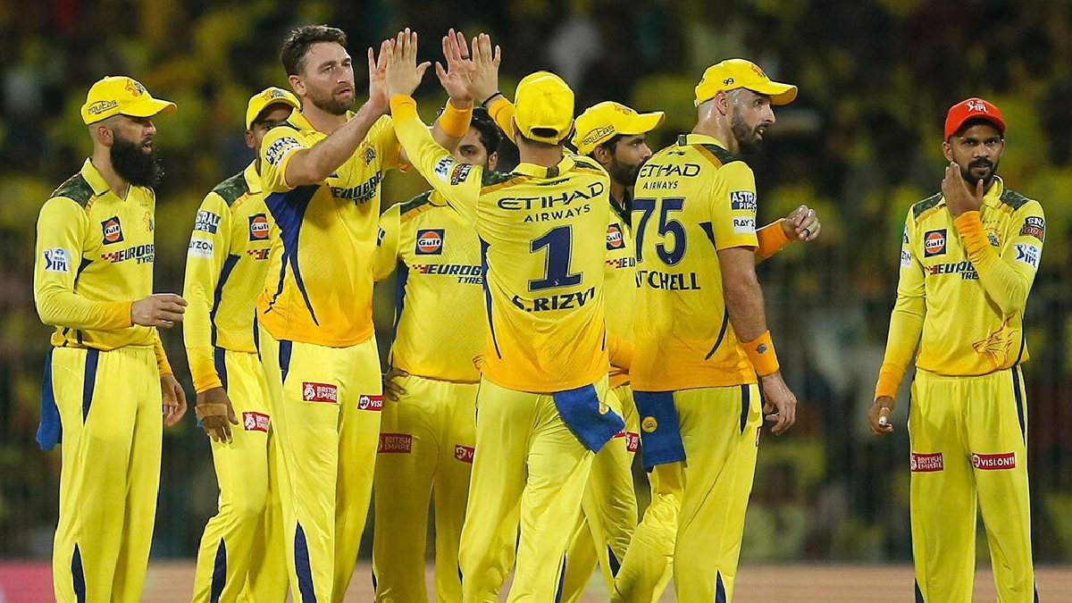 IPL 2025- சிஎஸ்கே எந்த 2 வீரர்களை RTM மூலம் தேர்வு செய்யும்.. 14 கோடி ...