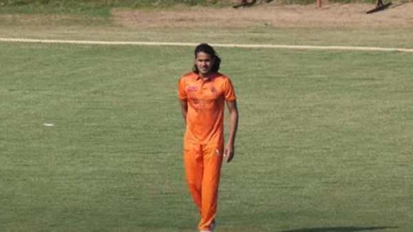 5 பந்தில் 5 விக்கெட்.. அடங்காத காளை.. லக்னோ சூப்பர் ஜெயன்ட்ஸின் ...