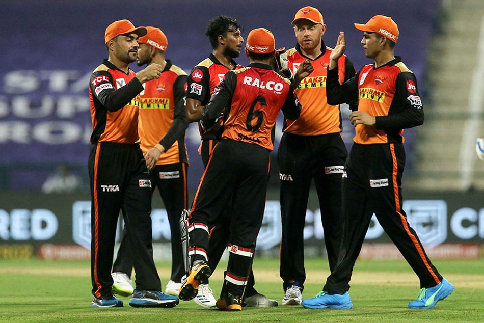On this day in 2016, SRH vs RCB final score: దుమ్ము రేపిన సన్‌రైజర్స్ ...