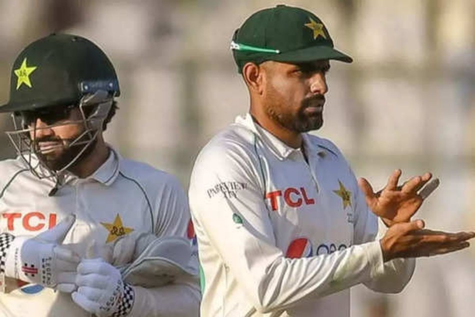 ENGvsPAK : మాటలైతే చెప్తారు.. మైదానంలో వేస్ట్ గాళ్లు.. కోహ్లీతో పోలికా ...