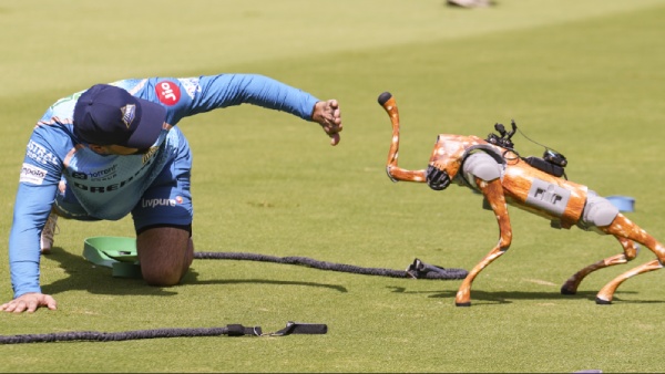 IPL 2025: రోబోటిక్ డాగ్ 'చంపక్' వివాదం.. బీసీసీఐకి బిగ్ షాక్! | IPL ...