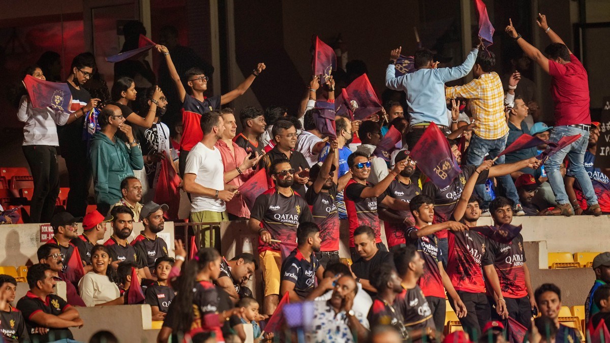 RCB vs KKR: కోహ్లీ రిటైర్మెంట్.. ఆర్‌సీబీ ఫ్యాన్స్ కీలక నిర్ణయం! | RCB ...